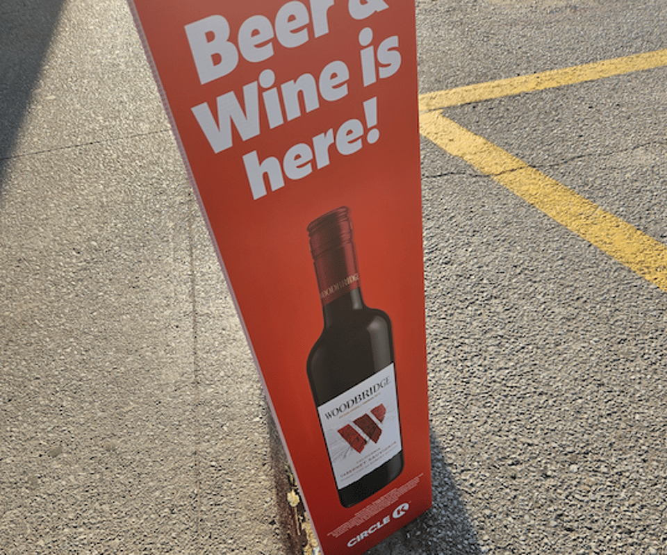 Circle K rolling out beverage alcohol at 600 locations in Ontario ...